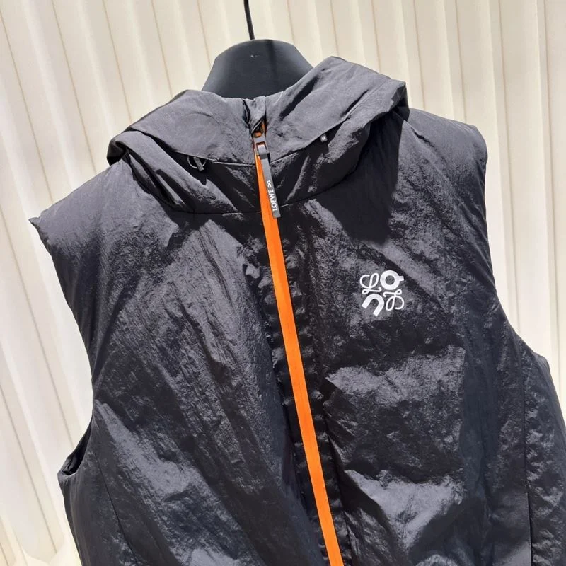 Top mirror Loewe Down Jackets