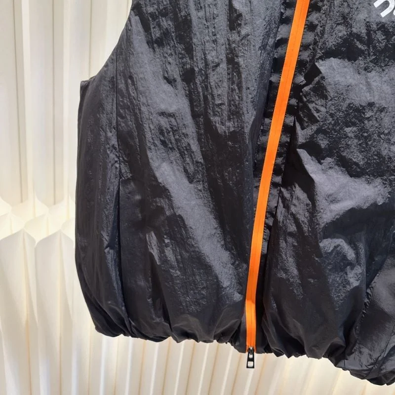 Top mirror Loewe Down Jackets