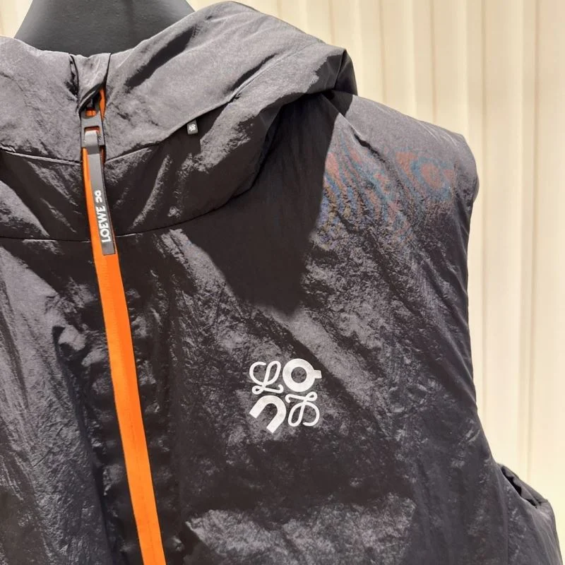 Top mirror Loewe Down Jackets