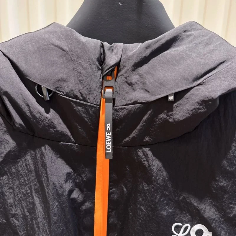 Top mirror Loewe Down Jackets