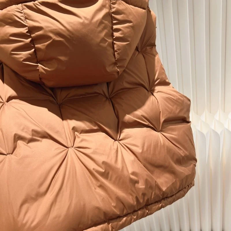Low-cost Loewe Down Jackets