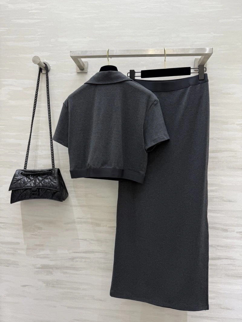 Factory-made Loewe Dress Suits