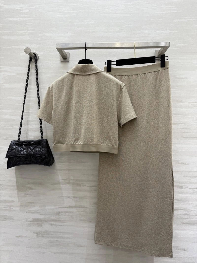 Exact replica Loewe Dress Suits