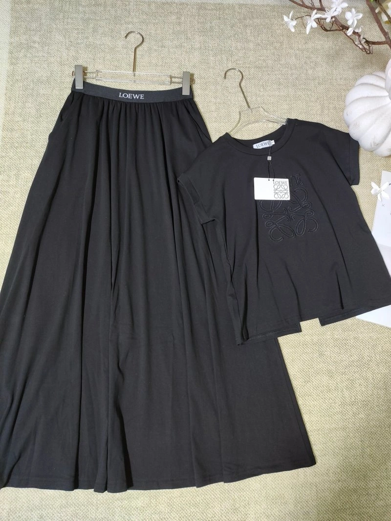 Perfect replica Loewe Dress Suits