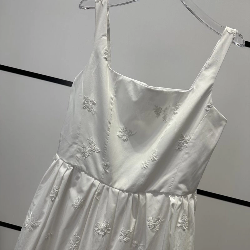 Low-cost Loewe Dress