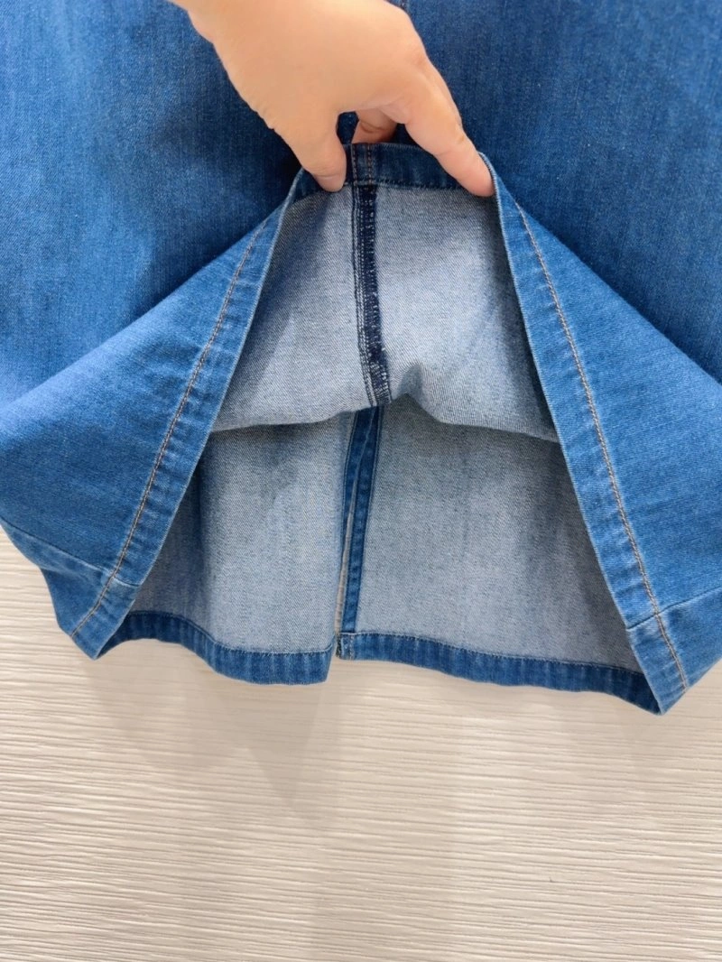 Accurate model Loewe Dress