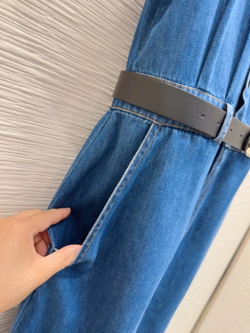 Accurate model Loewe Dress