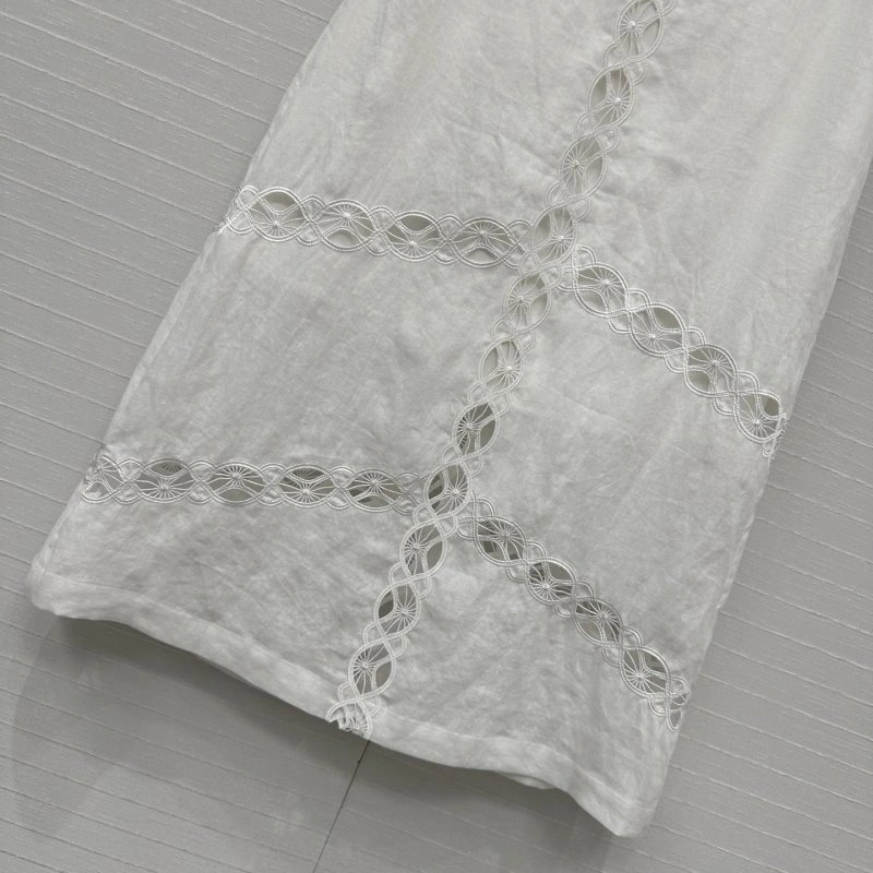 Low-cost Loewe Dress
