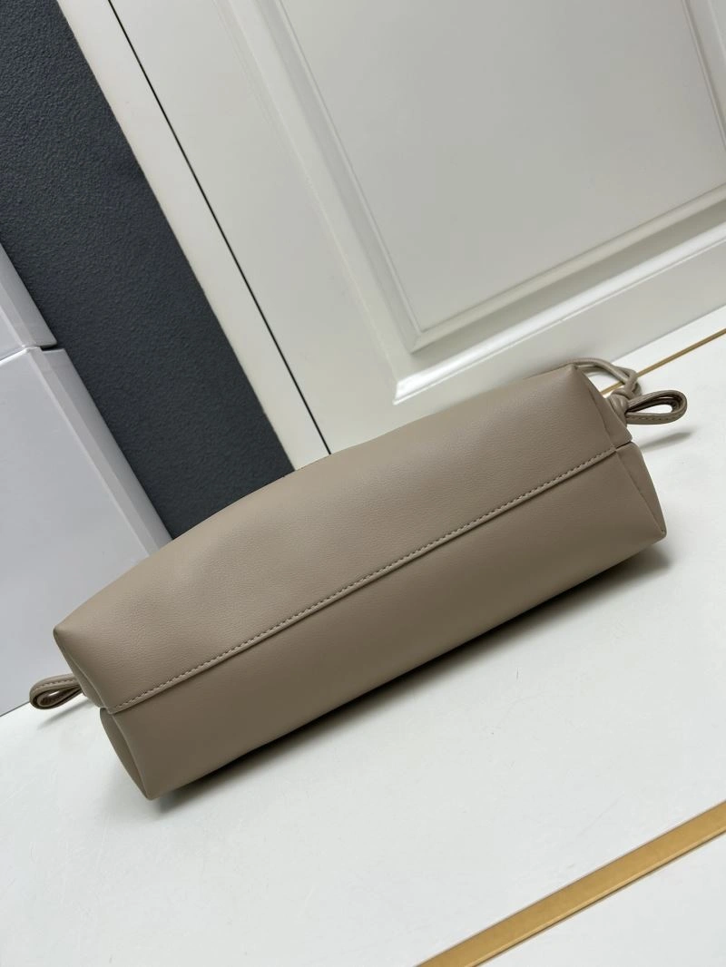 Inexpensive Loewe Flamenco Bags