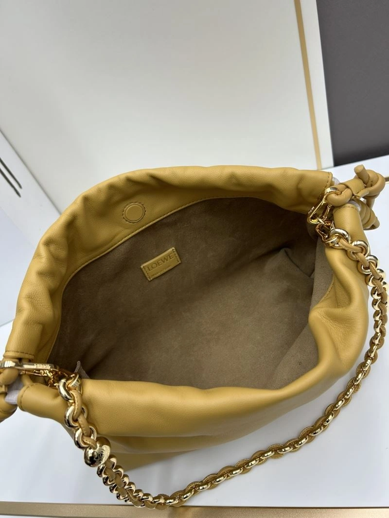 Low-cost Loewe Flamenco Bags