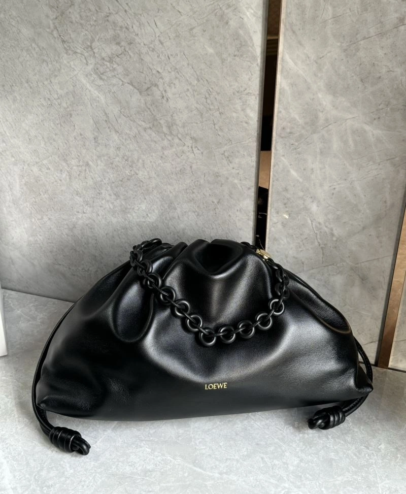 Low-cost Loewe Flamenco Bags