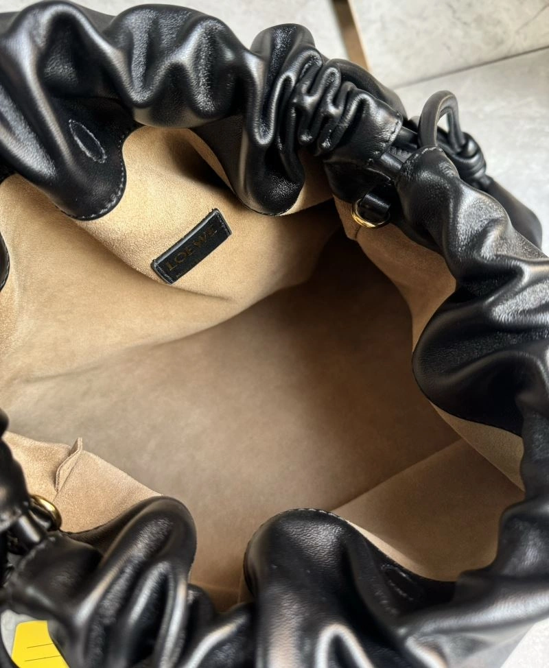 Low-cost Loewe Flamenco Bags