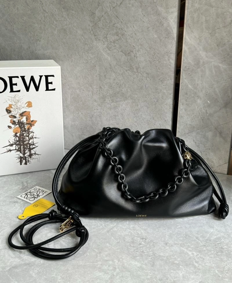 Low-cost Loewe Flamenco Bags