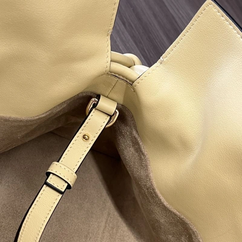 Top mirror Loewe Flamenco Bags
