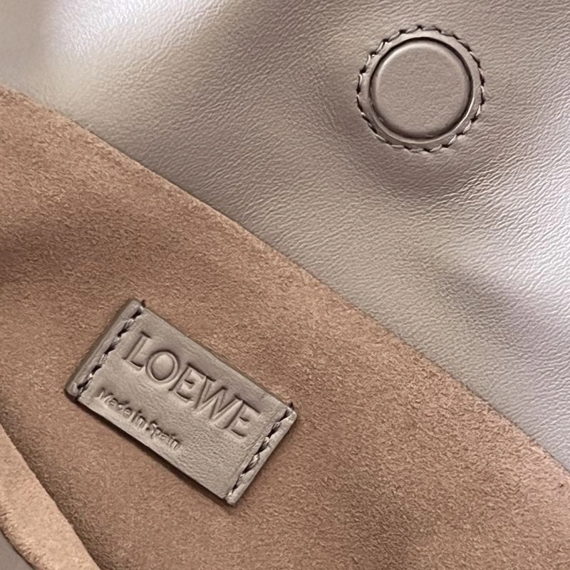 Inexpensive Loewe Flamenco Bags