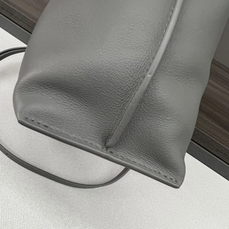 Exact replica Loewe Flamenco Bags