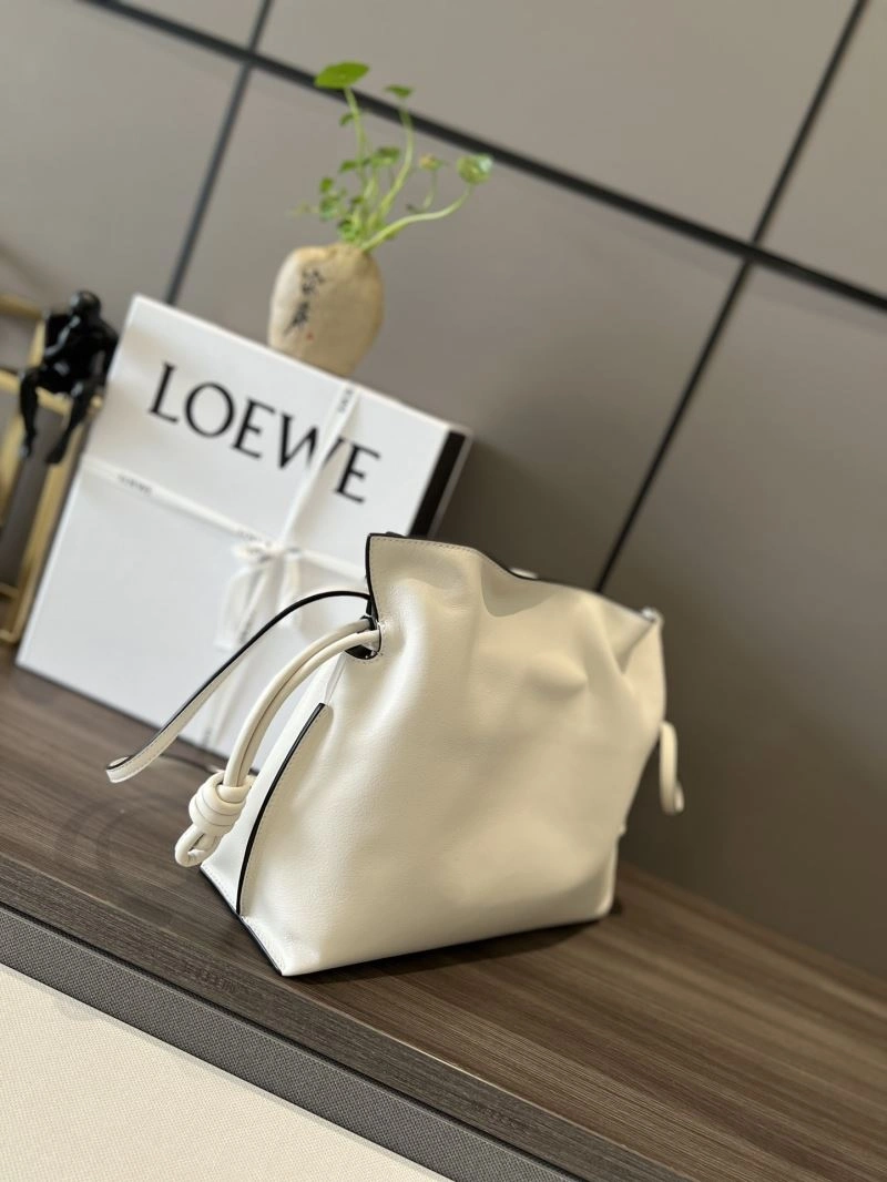 Low-cost Loewe Flamenco Bags