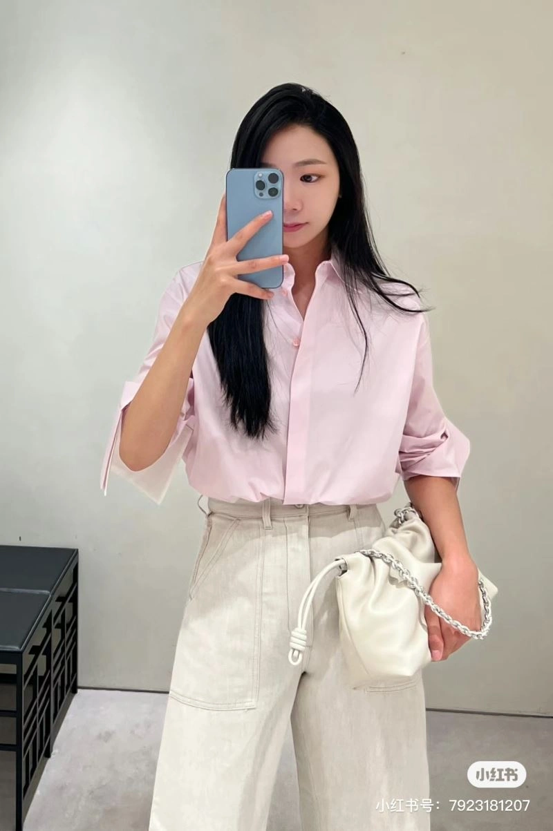 Reasonably priced Loewe Flamenco Bags