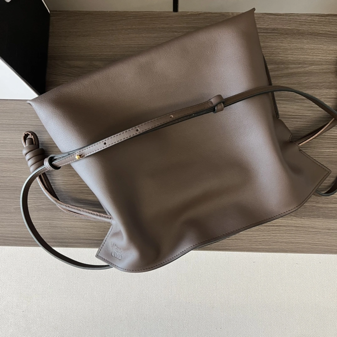 Discounted Loewe Flamenco Bags