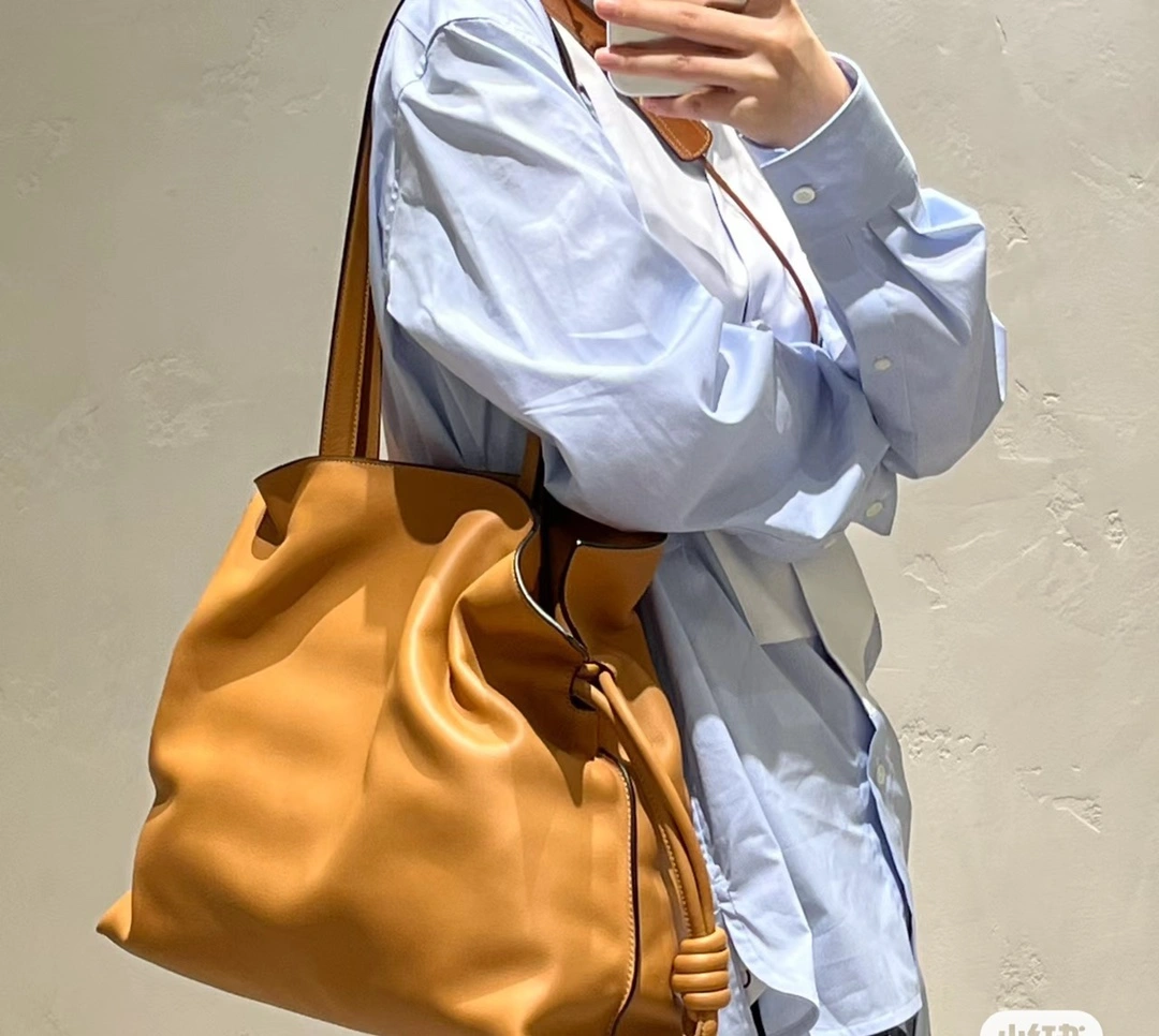 Budget-friendly Loewe Flamenco Bags
