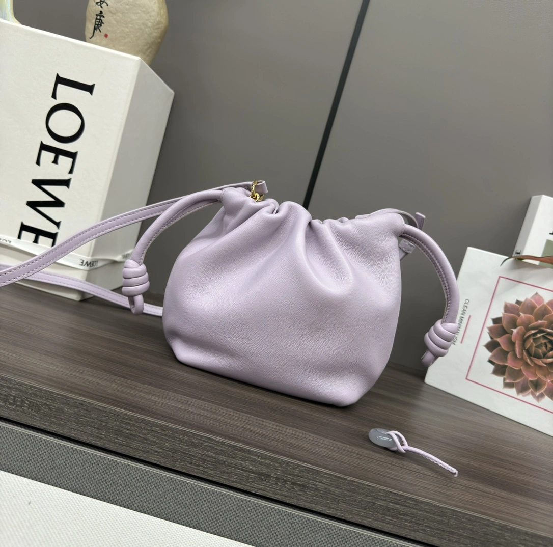 Brand-original Loewe Flamenco Bags