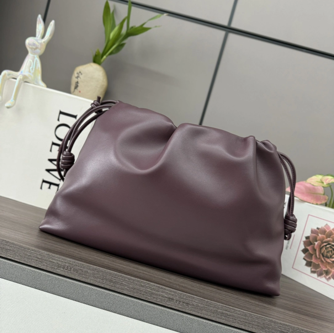 Inexpensive Loewe Flamenco Bags
