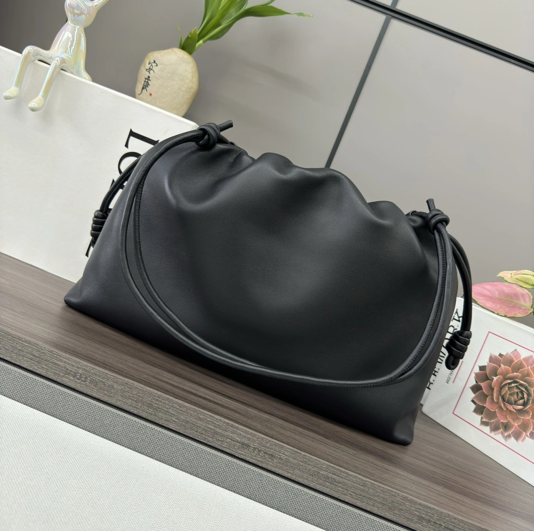 High fidelity Loewe Flamenco Bags