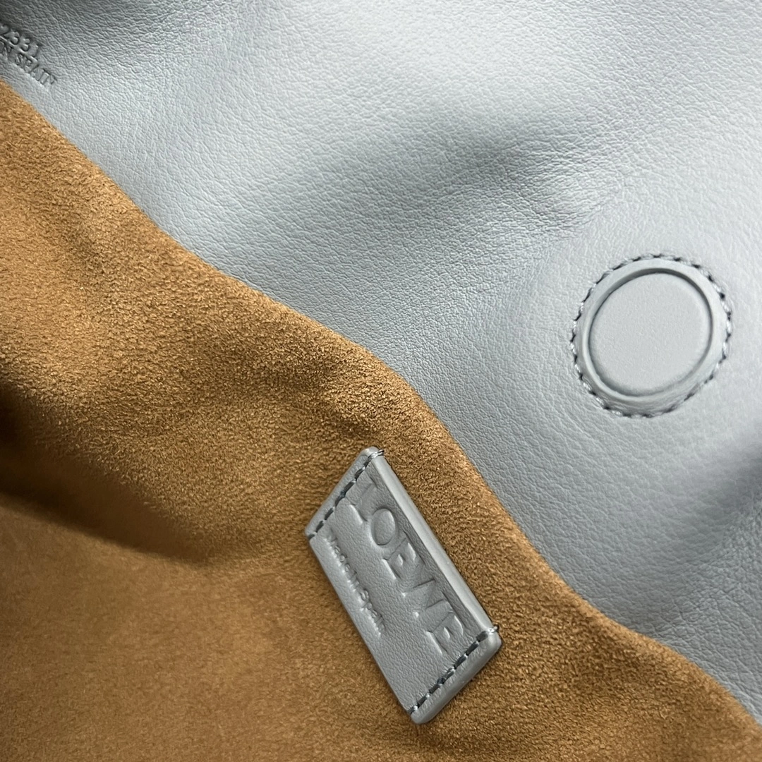 High fidelity Loewe Flamenco Bags