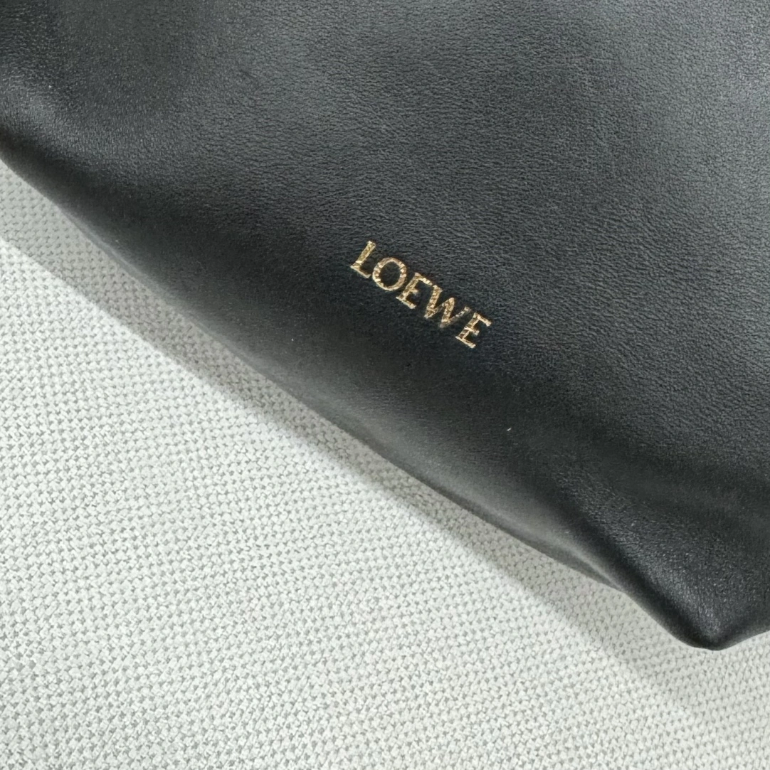 Accurate model Loewe Flamenco Bags