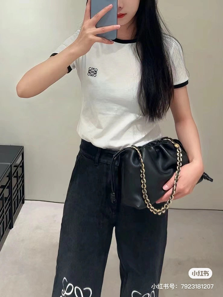 Accurate model Loewe Flamenco Bags