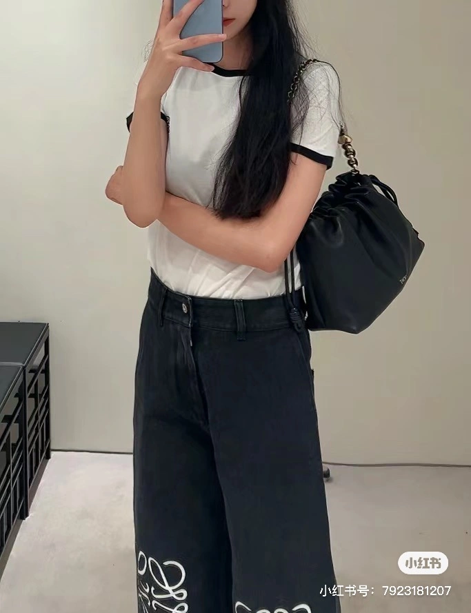 Accurate model Loewe Flamenco Bags