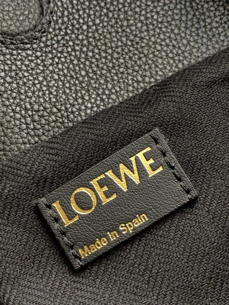 Indistinguishable Loewe Flamenco Bags