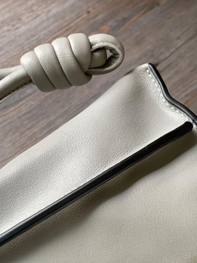 Inexpensive Loewe Flamenco Bags