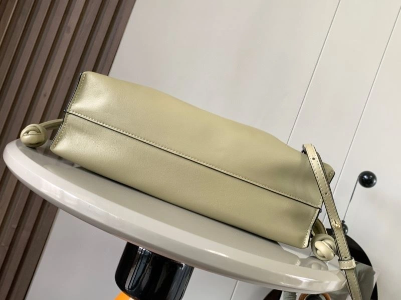 Accurate model Loewe Flamenco Bags