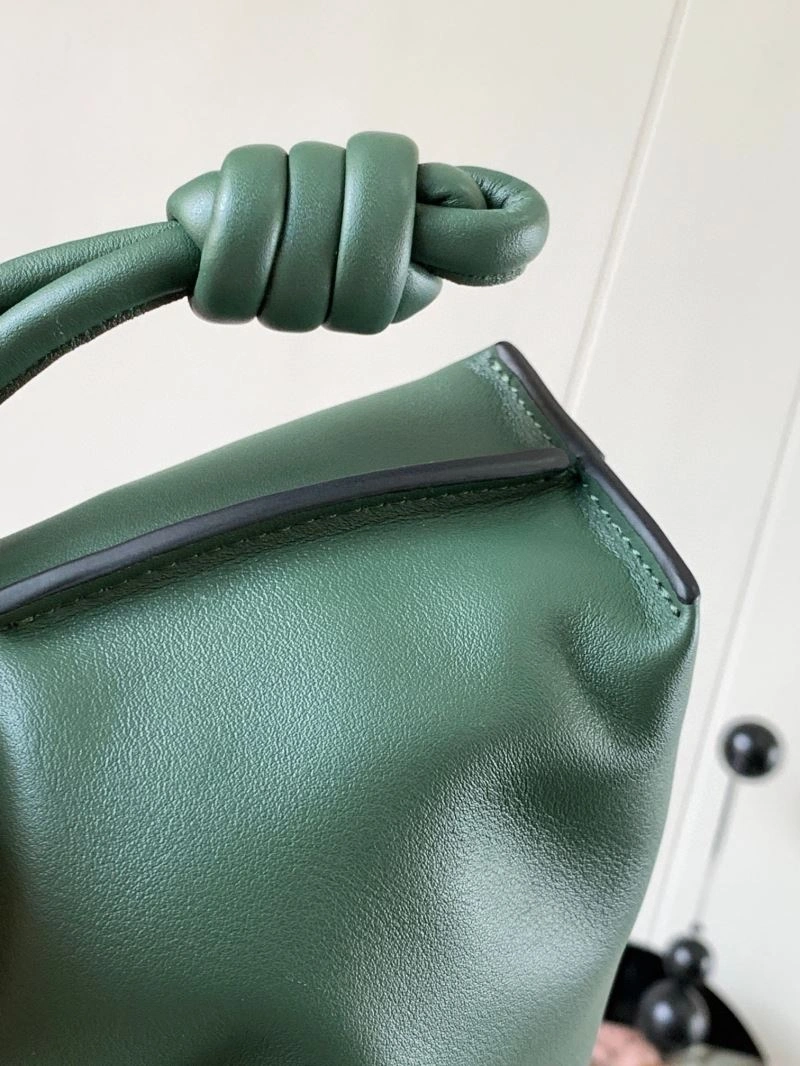 Low-cost Loewe Flamenco Bags