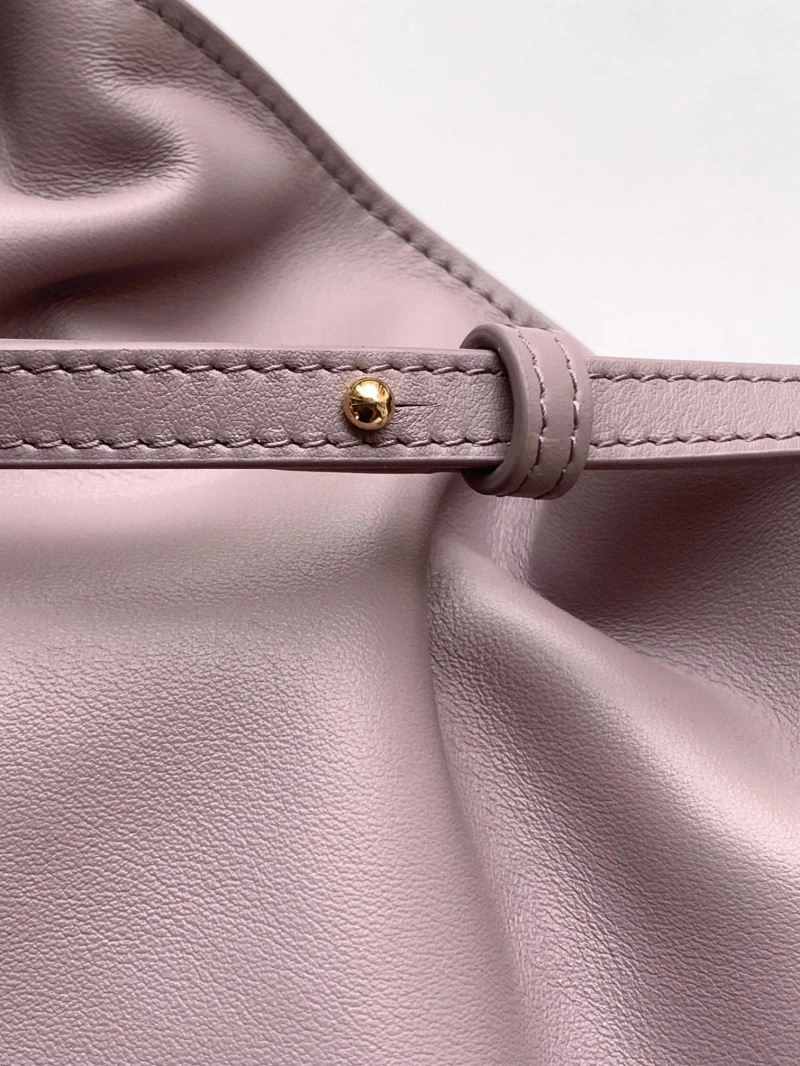 Low-cost Loewe Flamenco Bags