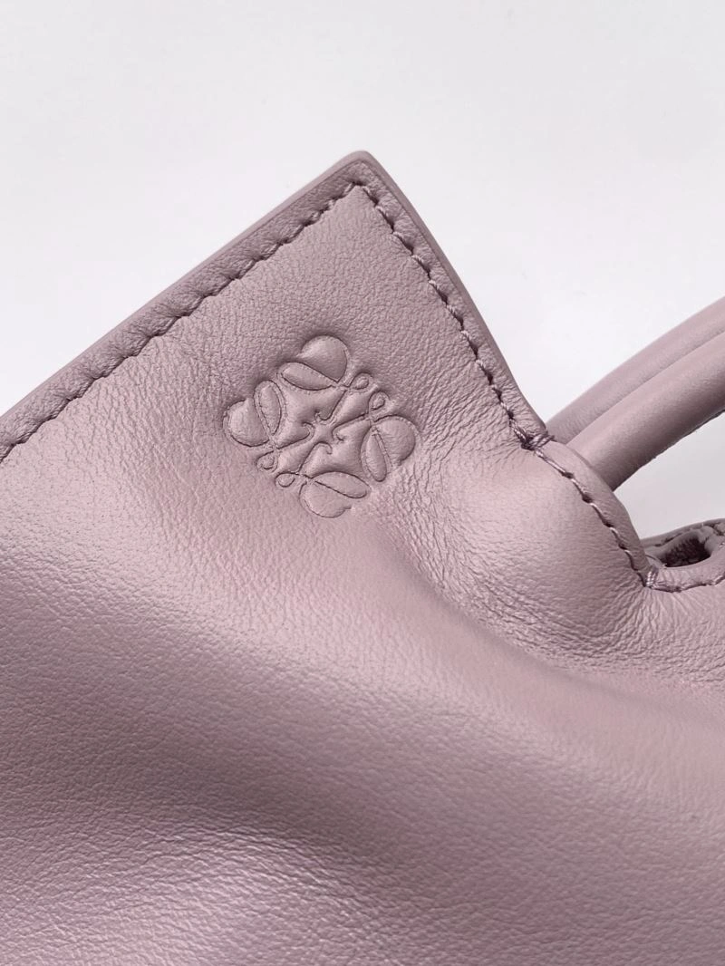 Low-cost Loewe Flamenco Bags