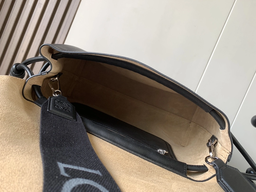Top mirror Loewe Flamenco Bags
