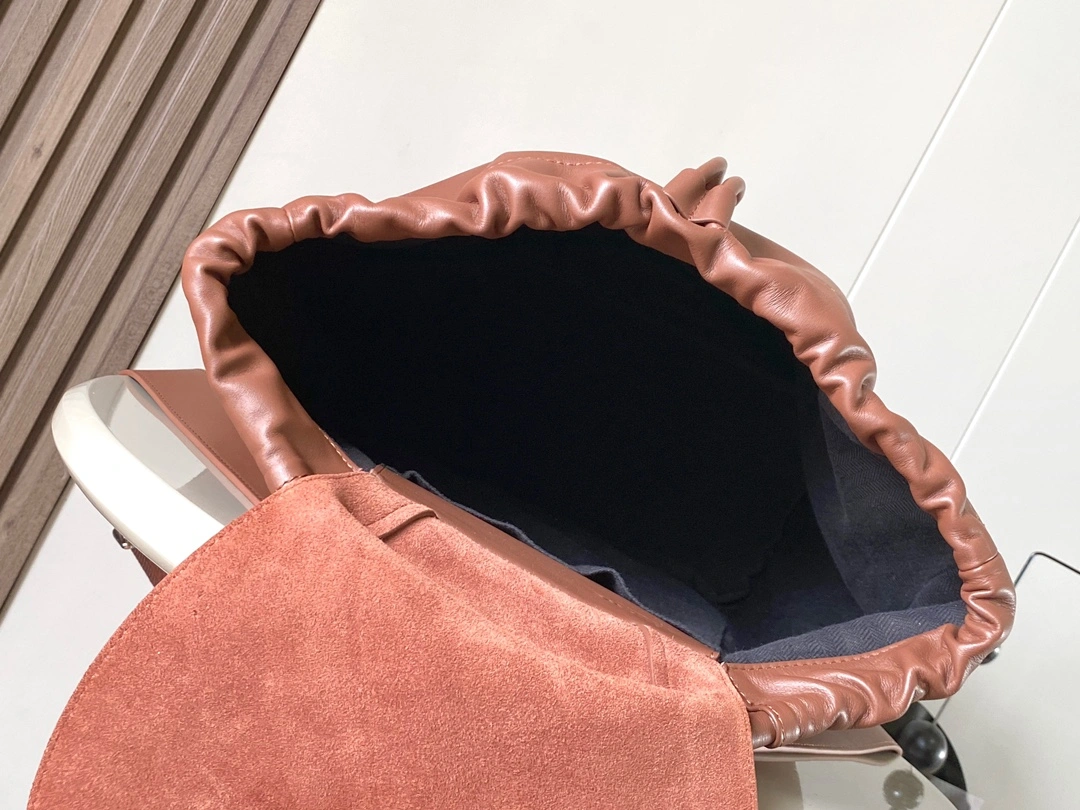 Legit Loewe Flamenco Bags
