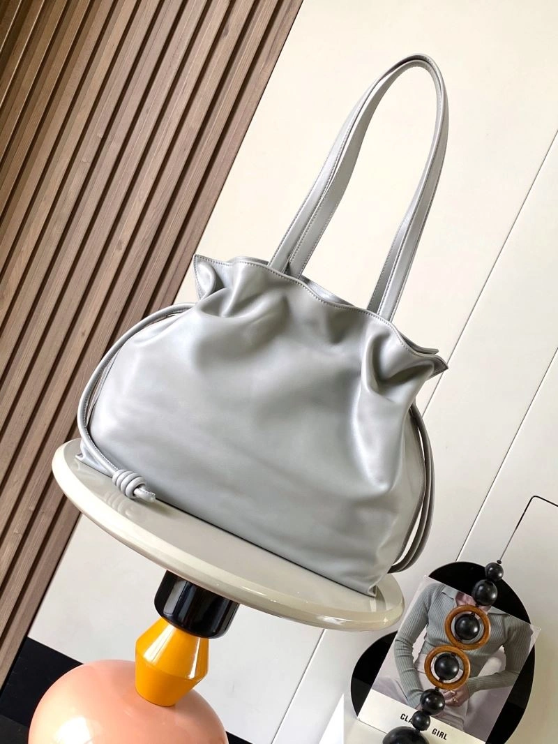 Inexpensive Loewe Flamenco Bags