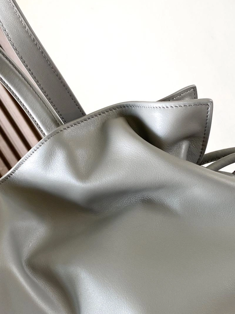 Inexpensive Loewe Flamenco Bags