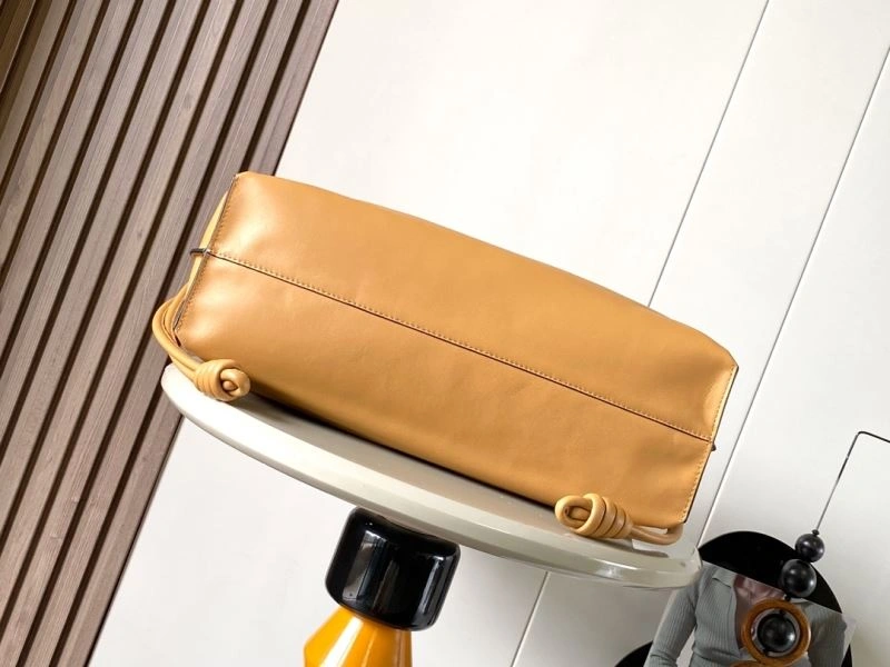 Brand-original Loewe Flamenco Bags