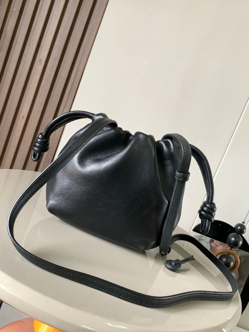 Low-cost Loewe Flamenco Bags