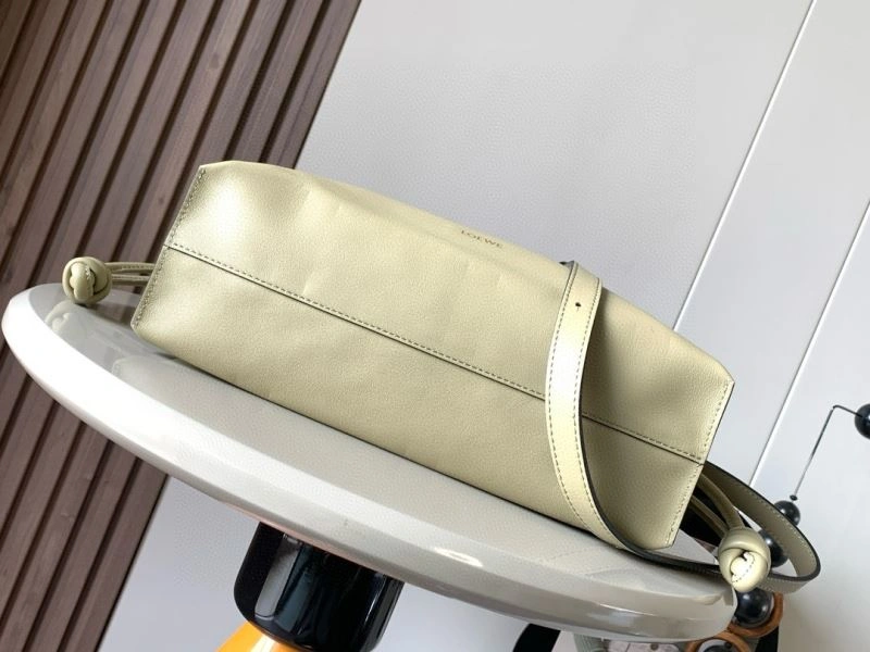 Accurate model Loewe Flamenco Bags