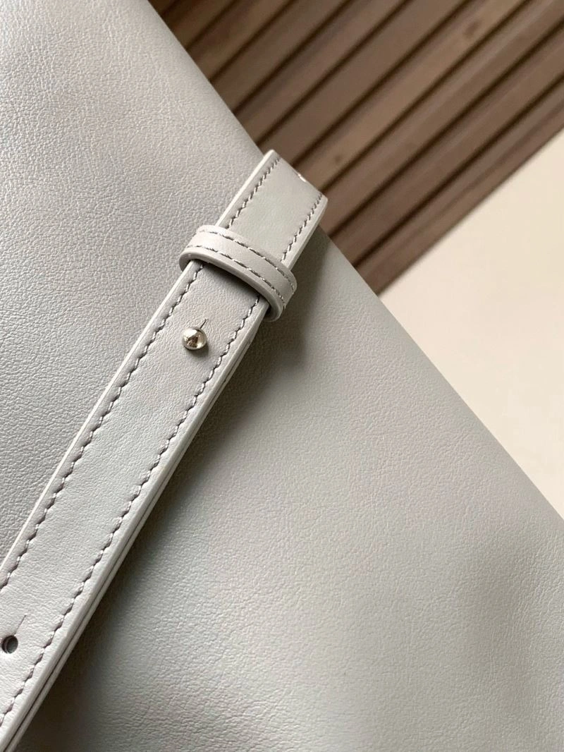 Value-priced Loewe Flamenco Bags