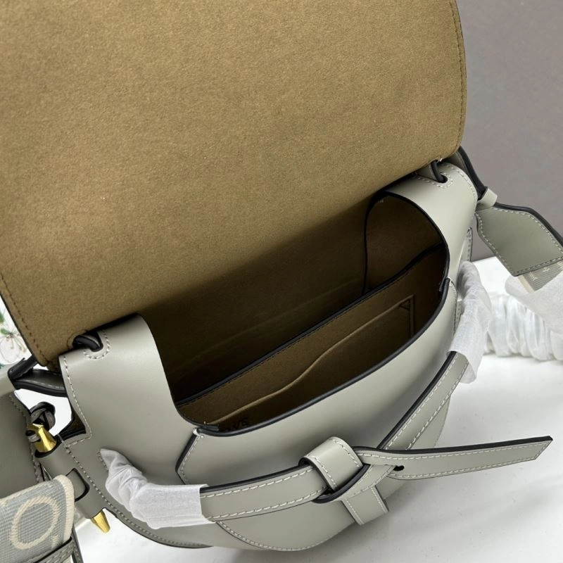Top mirror Loewe Gate Bags