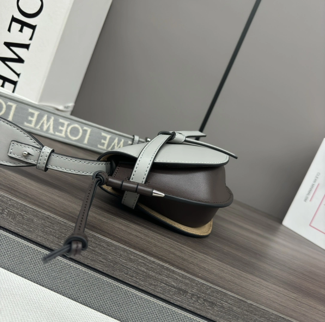 Bargain Loewe Gate Bags
