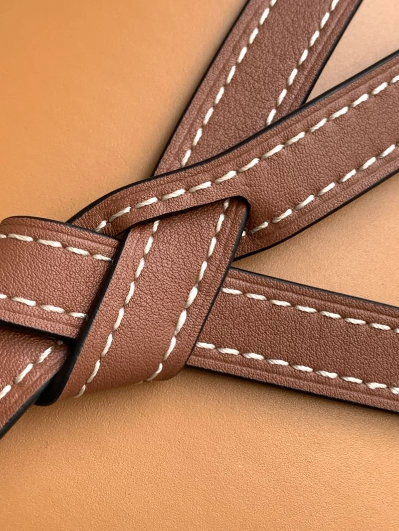 Low-cost Loewe Gate Bags