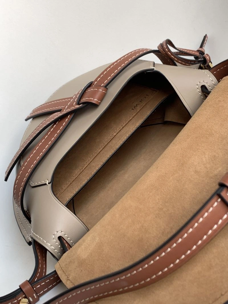 Low-cost Loewe Gate Bags
