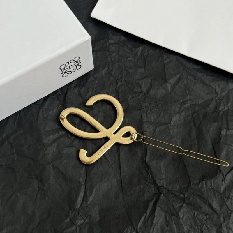 Loewe Hairpins